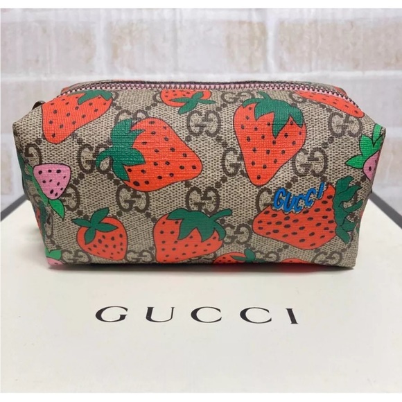 Gucci | Bags | Gucci Strawberry Gg Supreme Cosmetic Makeup Bag Pouch ...